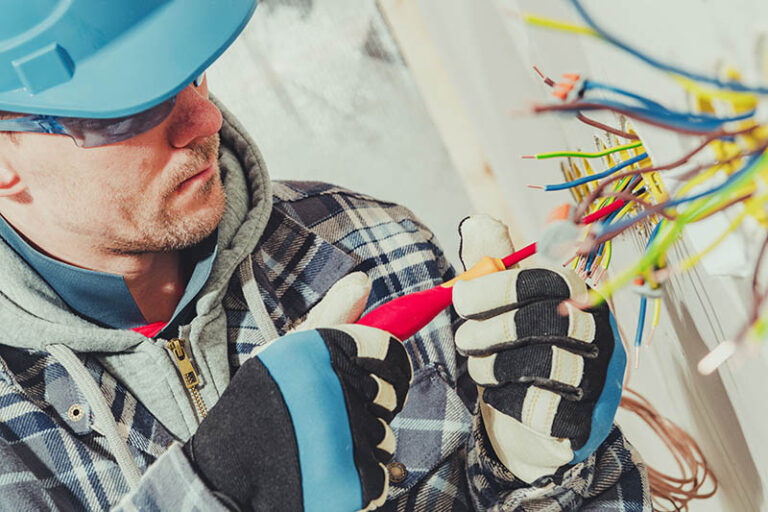 AMP Electric – Commercial Electrician Contractors